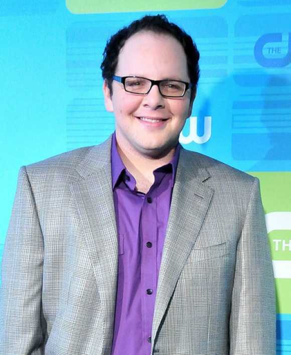 Austin Basis Fotoğrafları - Diziler.com