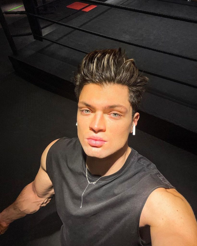 Kısmetse Olur'un yeni yarışmacısı Onur Alp Çam'ın fotoğrafları ...