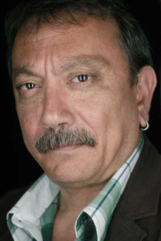 Özdemir Çiftçioğlu Fotoğrafları - Diziler.com