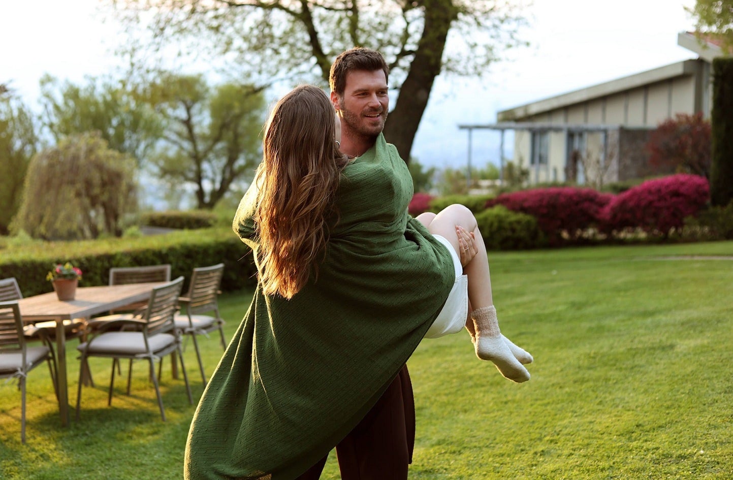 Aile 8. Bölümde Aslan, Serhat'ın cezasını kesti! Yeni bölüme İlyas Koruzade damga vuracak ...