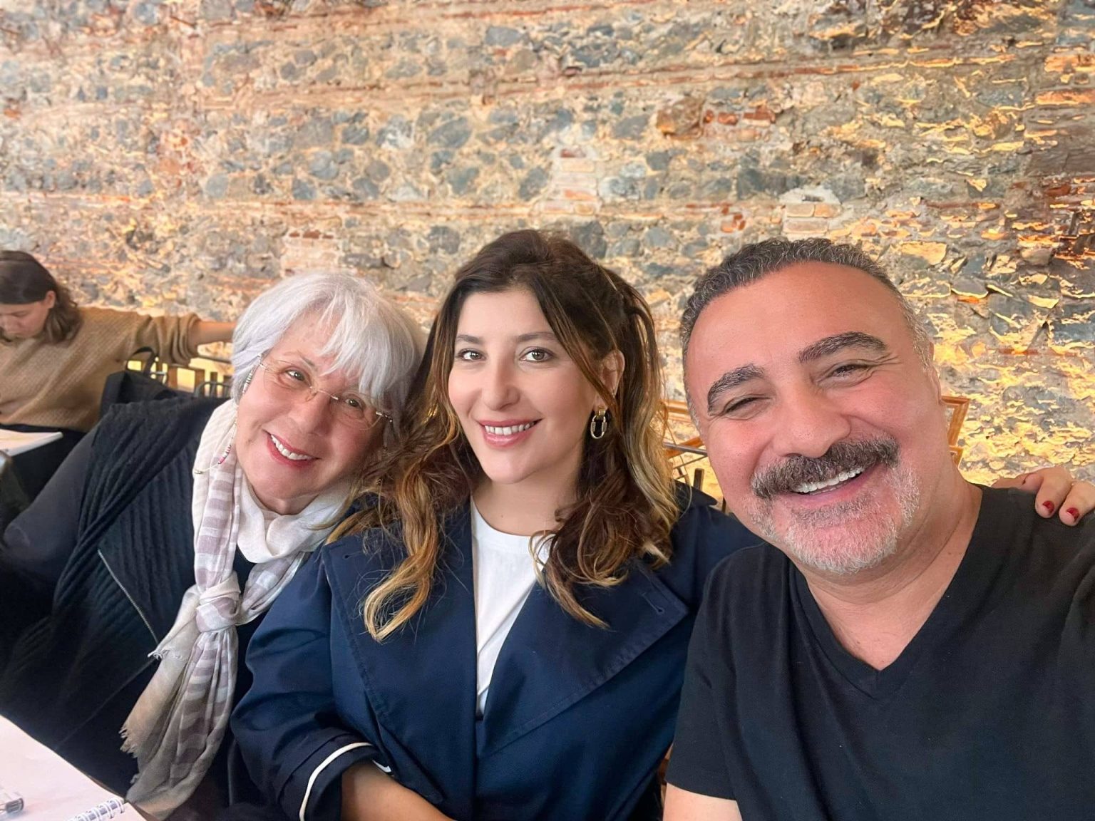 Aziz Nesin uyarlaması "Mucize Aynalar" için geri döndü! - Diziler.com