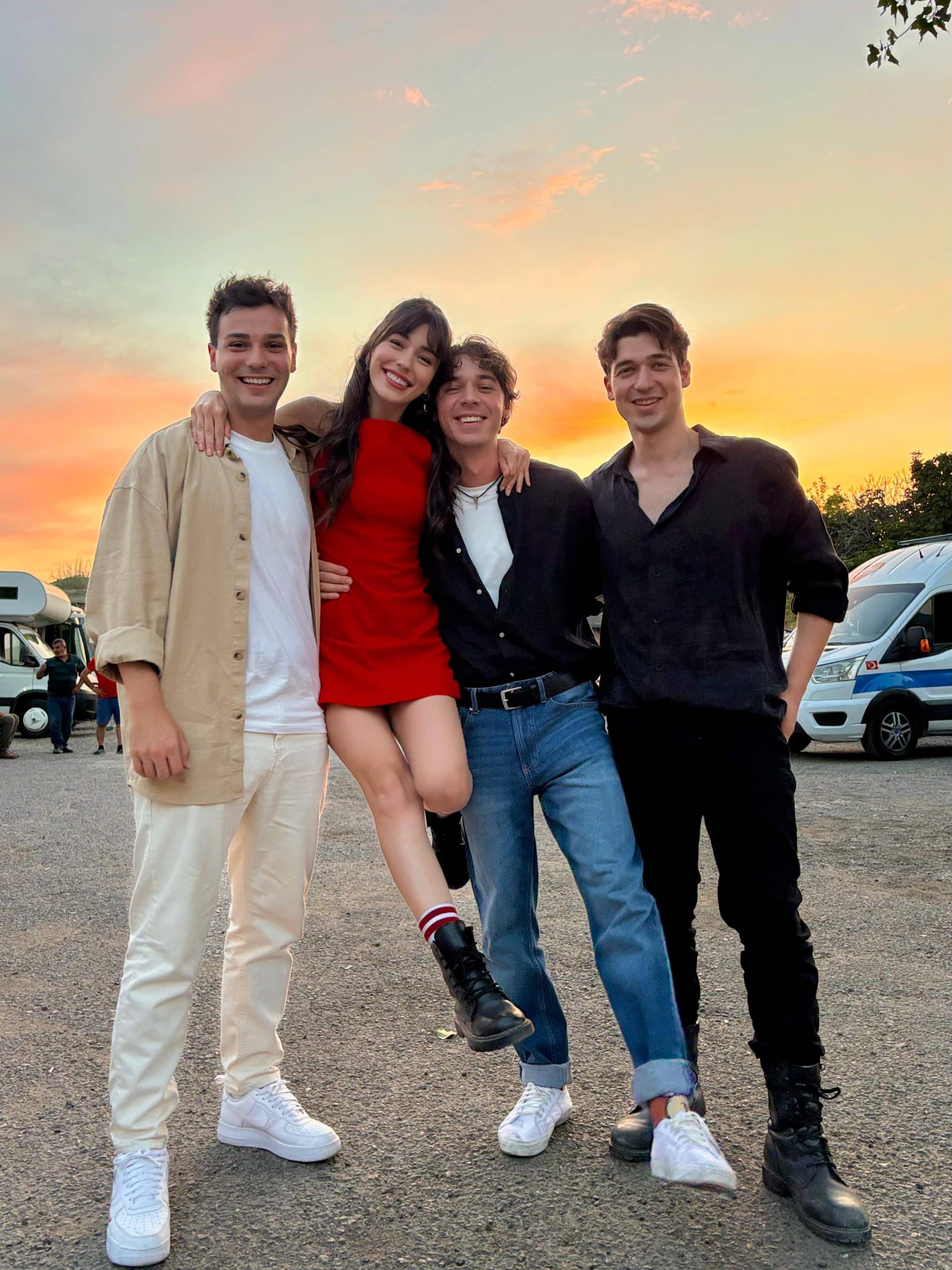 Beyza Alkoç'un romanında uyarlanan ''Karantina'' filminin fragmanı ...