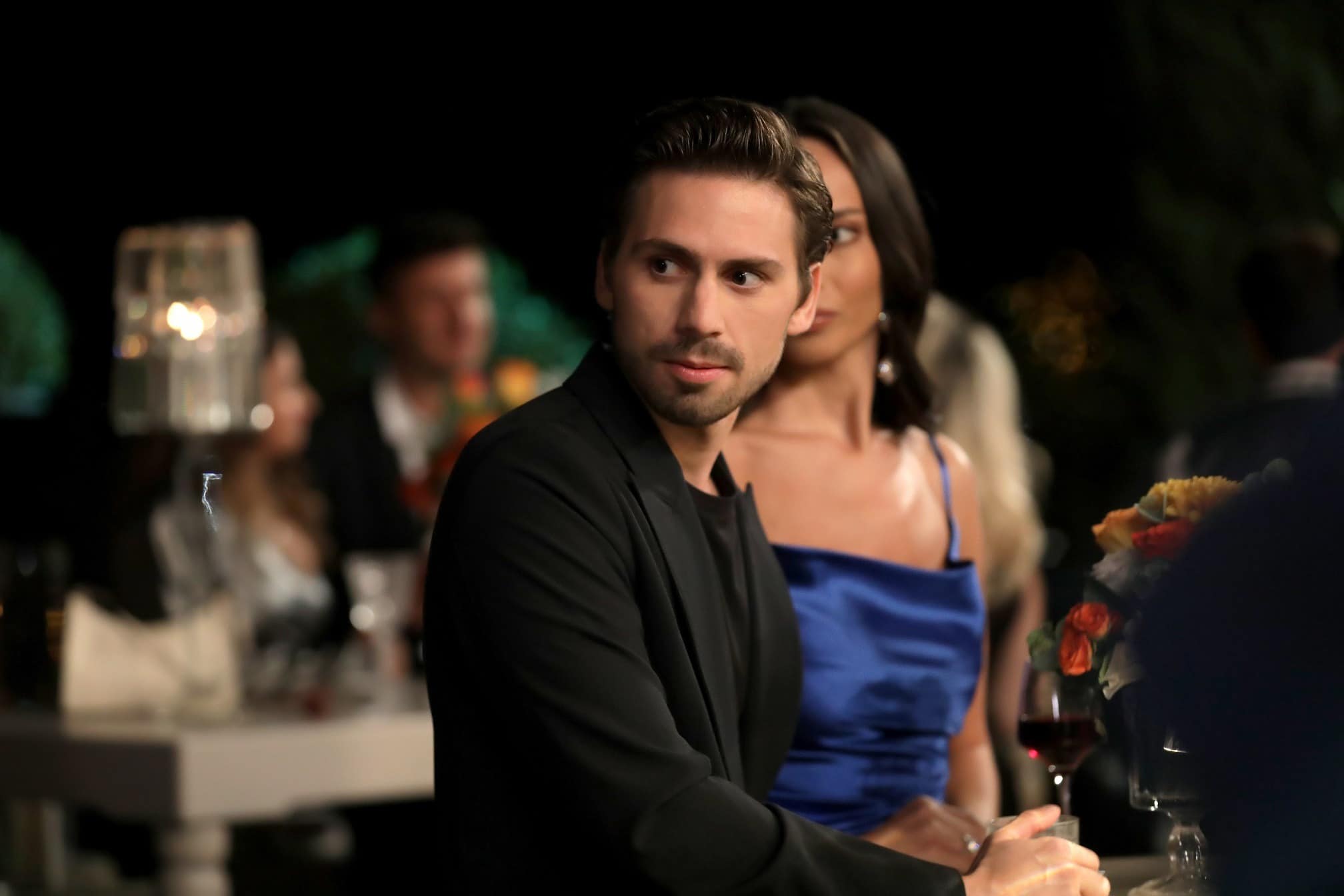 Bir Peri Masalı'nın Onur'u Taro Emir Tekin kim? - Diziler.com