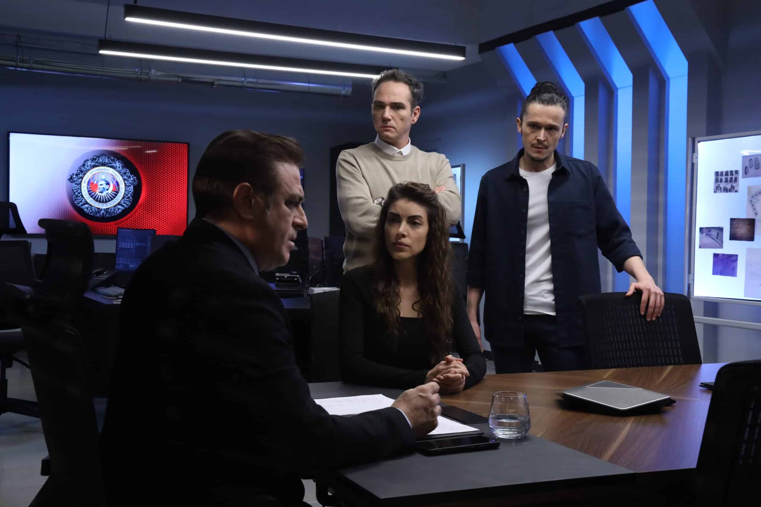 Zehra, Helen’le hesaplaşıyor! - Diziler.com