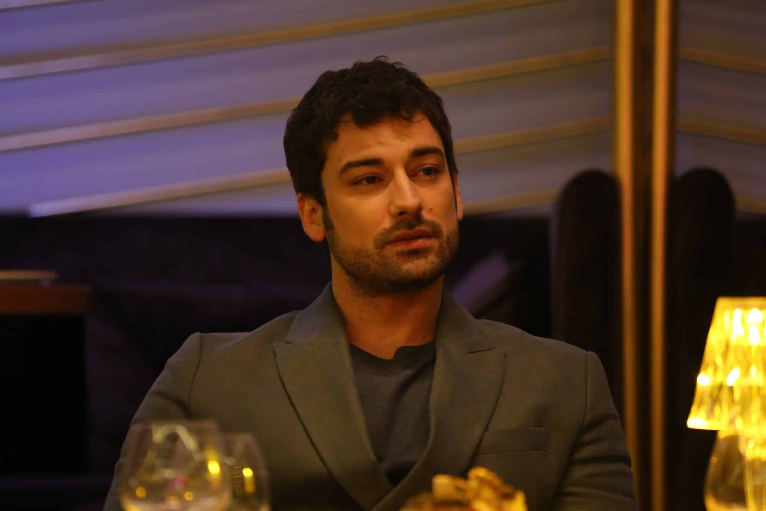 Halil, Zeynep'in hayatı için endişelenmektedir! - Diziler.com