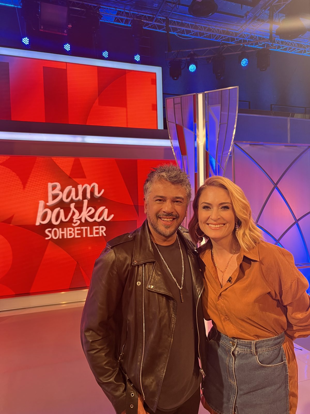 Emre Altuğ: 'Sezen Aksu kahkaha atmıştı' - Diziler.com