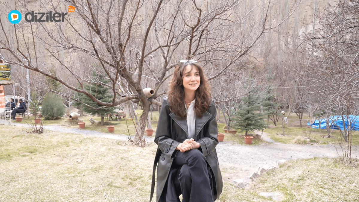 Kara Ağaç Destanı'nın sevilen oyuncusu ve Türkiye güzeli Merih Öztürk ...