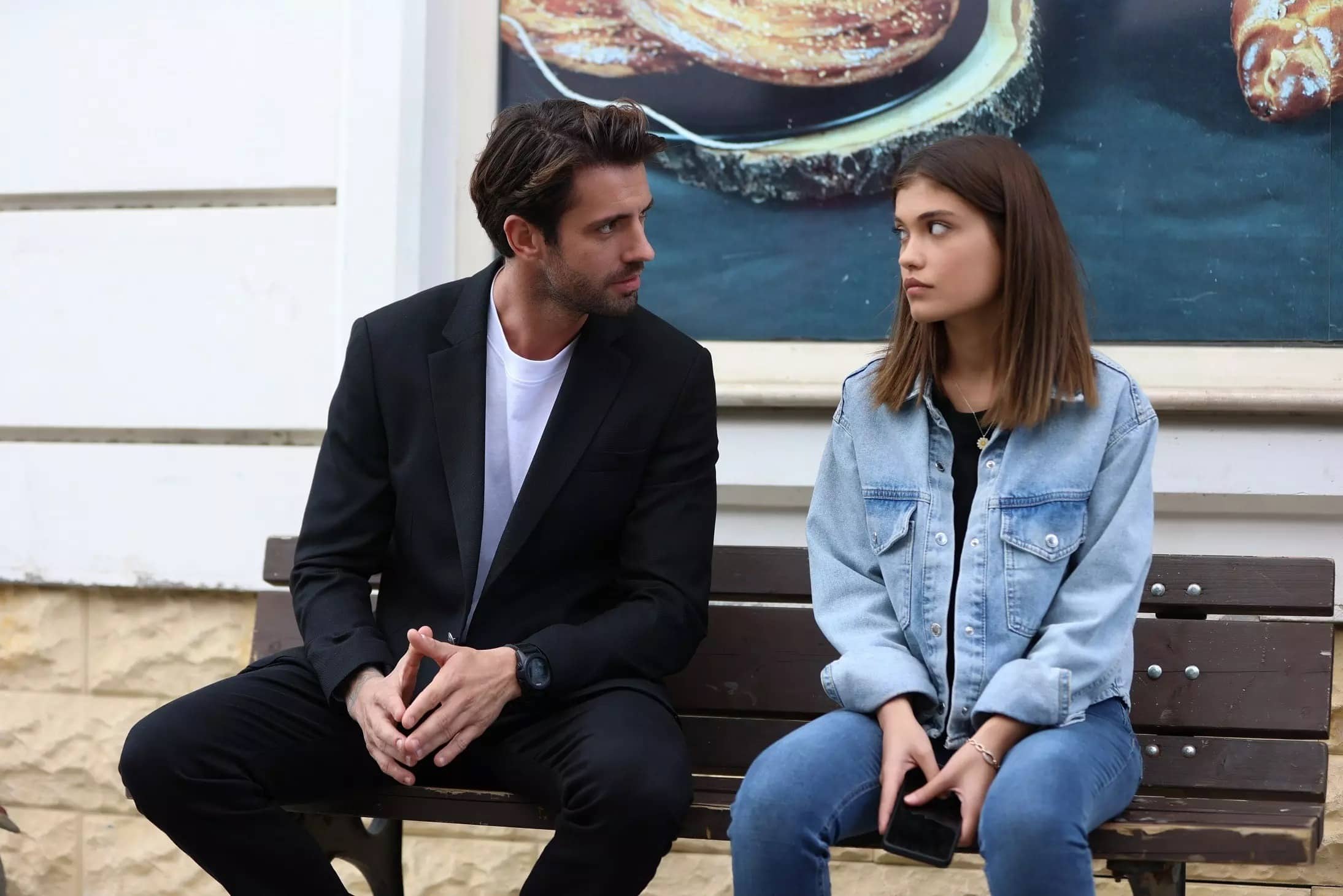 Kirli Sepeti 3. Bölümde sırlar açığa çıktı! İlkgül ve Kahraman ...