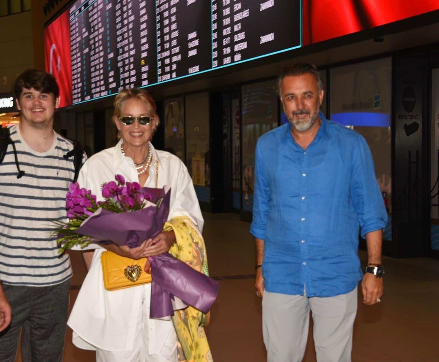 Sharon Stone, GAİN sponsorluğunda verilen ‘Uluslararası İkon Ödülü’nü ...