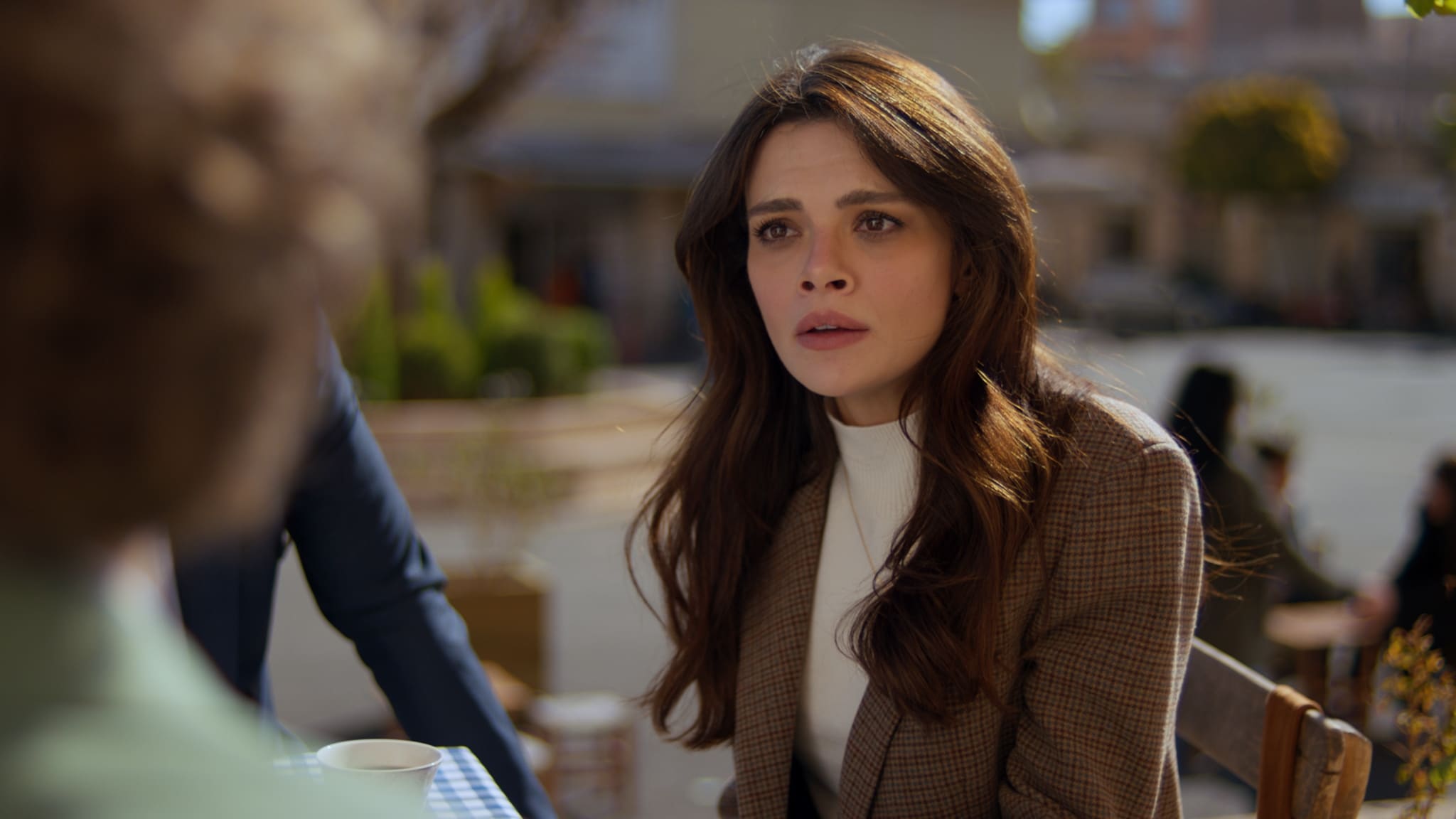 Uzak Şehir'de Alya planlarını devreye sokuyor! Cihan ve Alya arasındaki ...