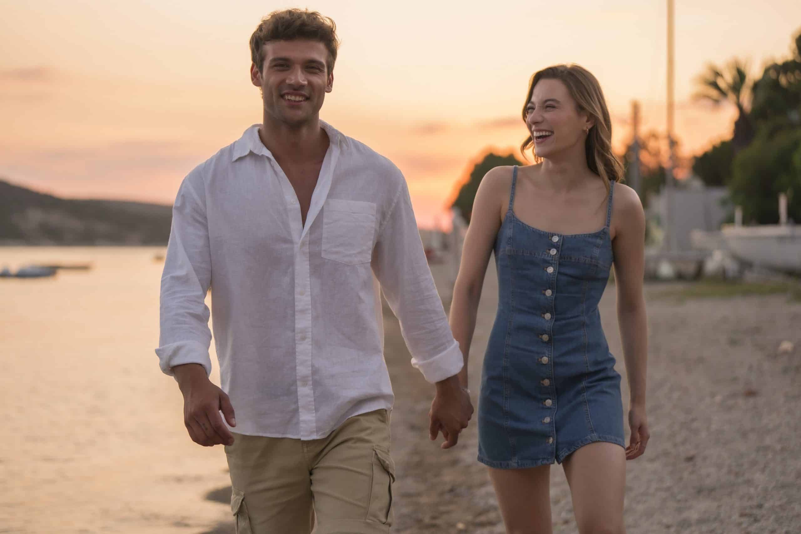 Yazın en çok konuşulan çifti Sümeyye Aydoğan ve Caner Topçu’dan Dönence ...