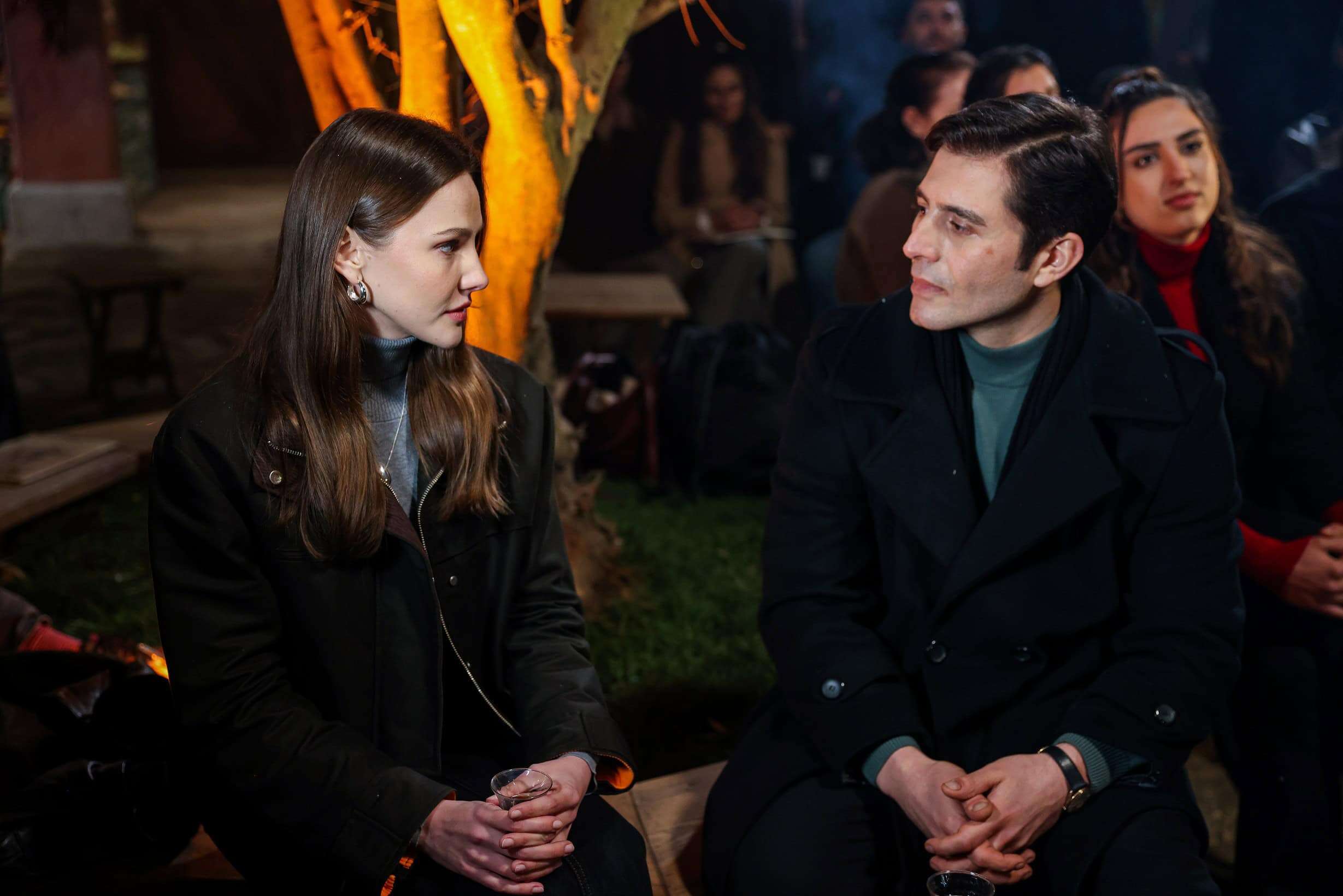 Bir Zamanlar İstanbul 2. Bölümde Seher, Ali'nin yanında oldu! Ali ve ...