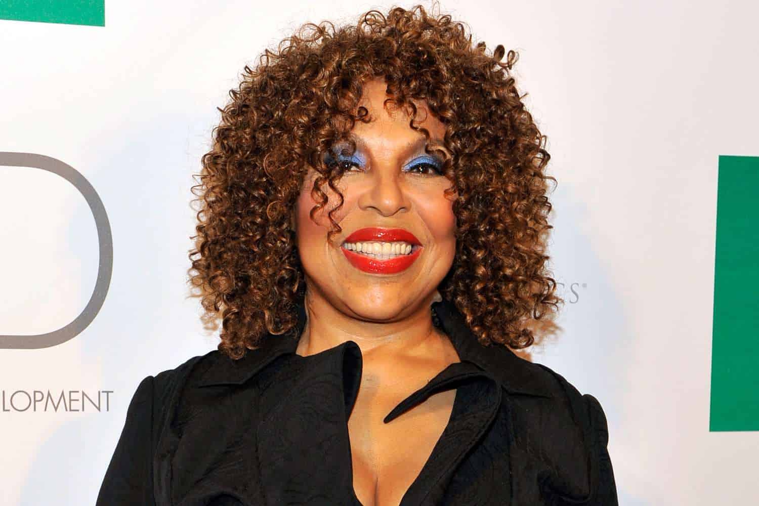 Grammy ödüllü sanatçı Roberta Flack hayatını kaybetti! - Diziler.com