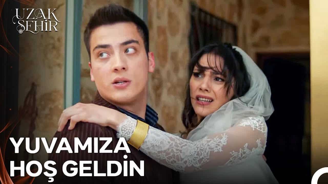 Uzak Şehir 15. Bölüm - Gelini Kucaklayarak Eve Sokmak Adettendir - Diziler.com