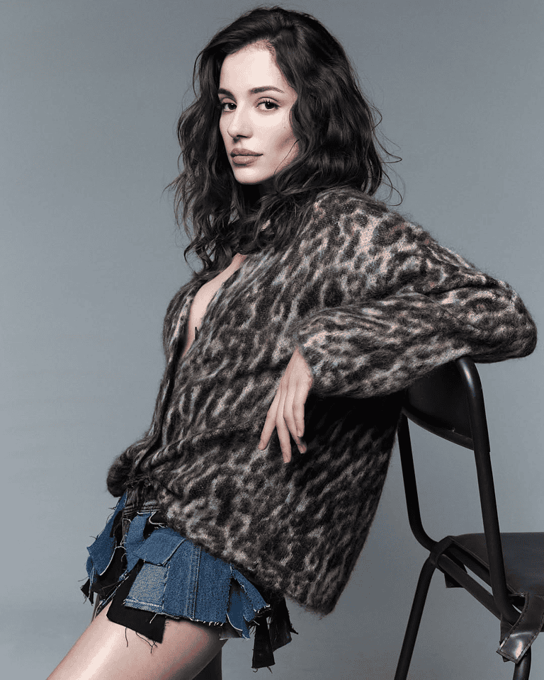 Ebrar Karabakan - Diziler.com