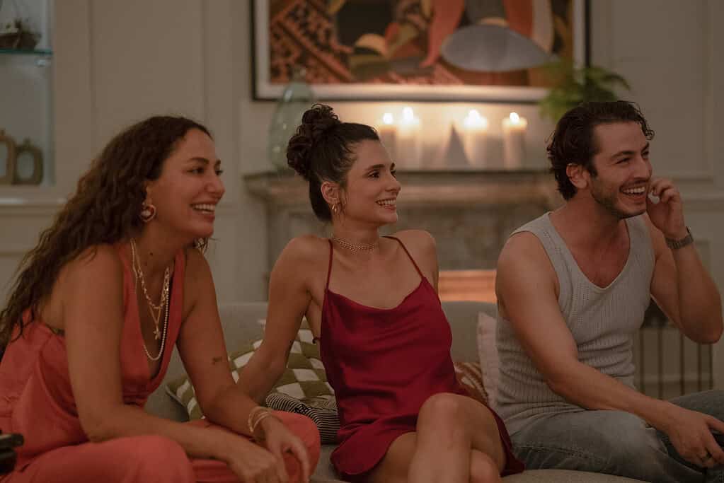 Kimler Geldi Kimler Geçti ikinci sezonu ile şimdi sadece Netflix’te ...