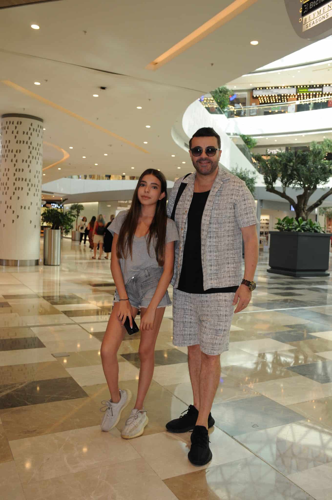 Burak Kut kızıyla beraber alışverişte görüntülendi! - Diziler.com