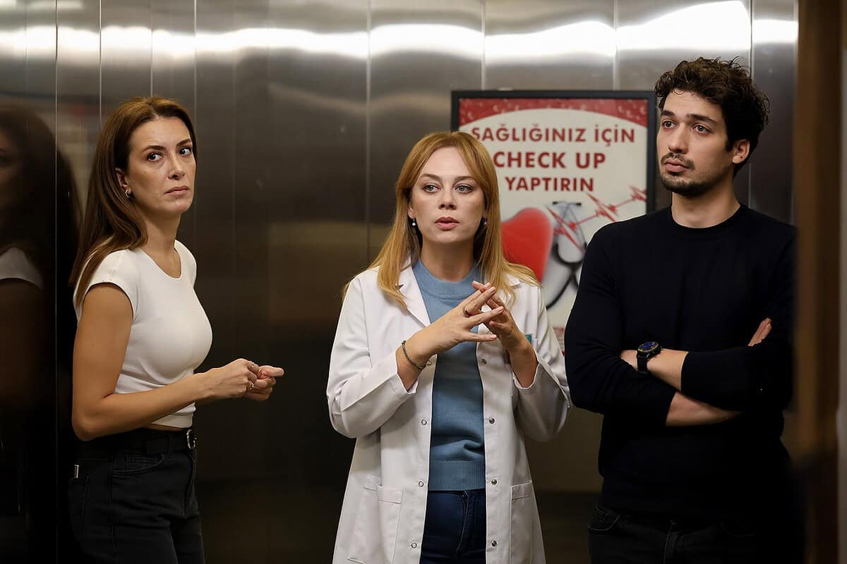 Bahar: Çiçek Açmaya Hazır Mısın? 53. Bölümde Bahar, Aziz Uras'a tokat ...